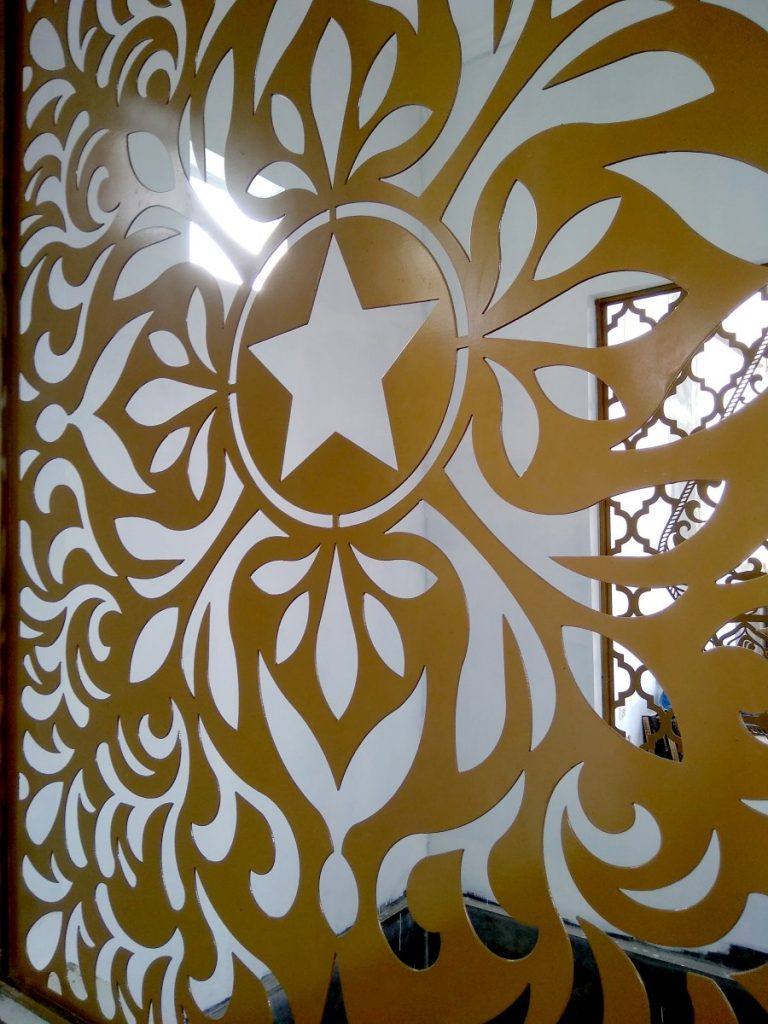 Partisi Ruang – Room Divider – Plasma Cutting – Spectra